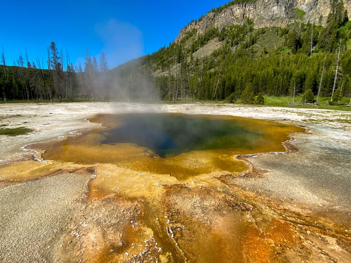 The Ultimate 9-Day Yellowstone and Grand Teton Itinerary (+ Maps ...