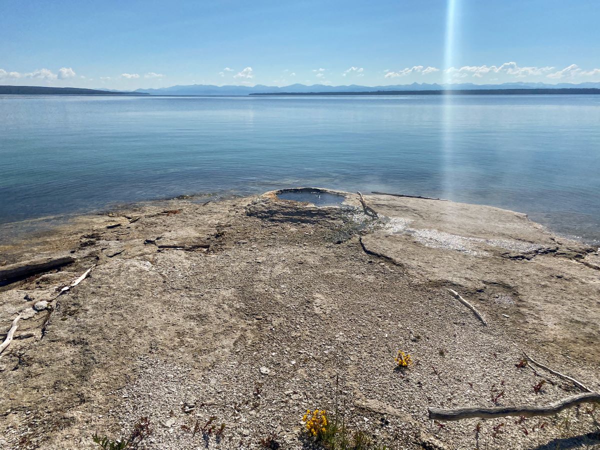 The Ultimate Yellowstone Bucket List: Top 17 Things to See & Do ...