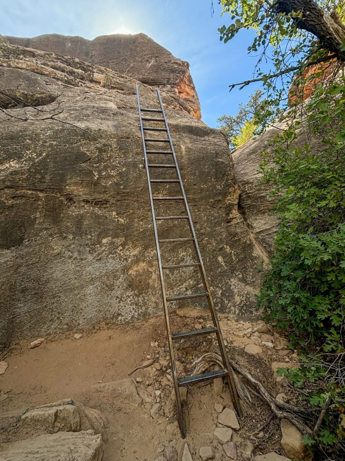 15 Incredible Hikes in Canyonlands National Park - Engineer to Explore