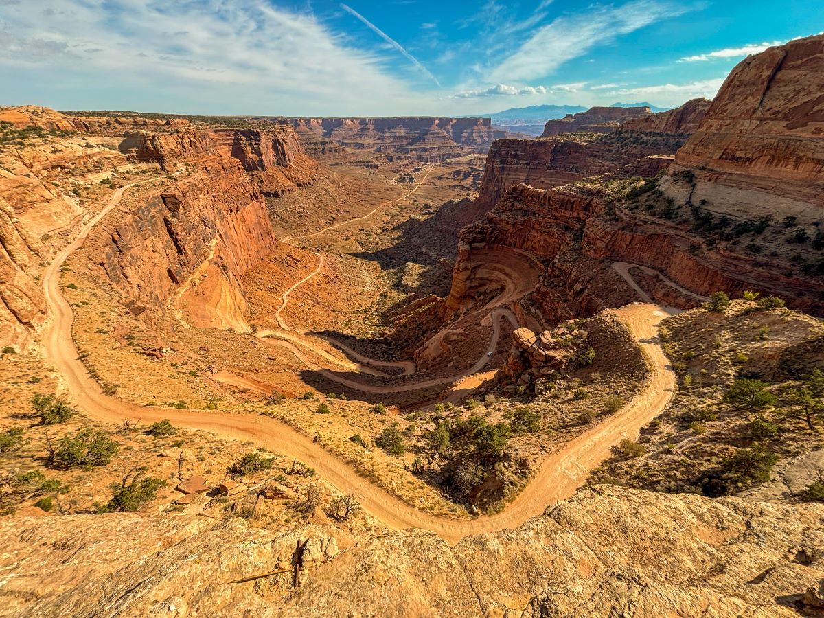 How to Drive the Shafer Canyon and Potash Road Loop in Canyonlands ...