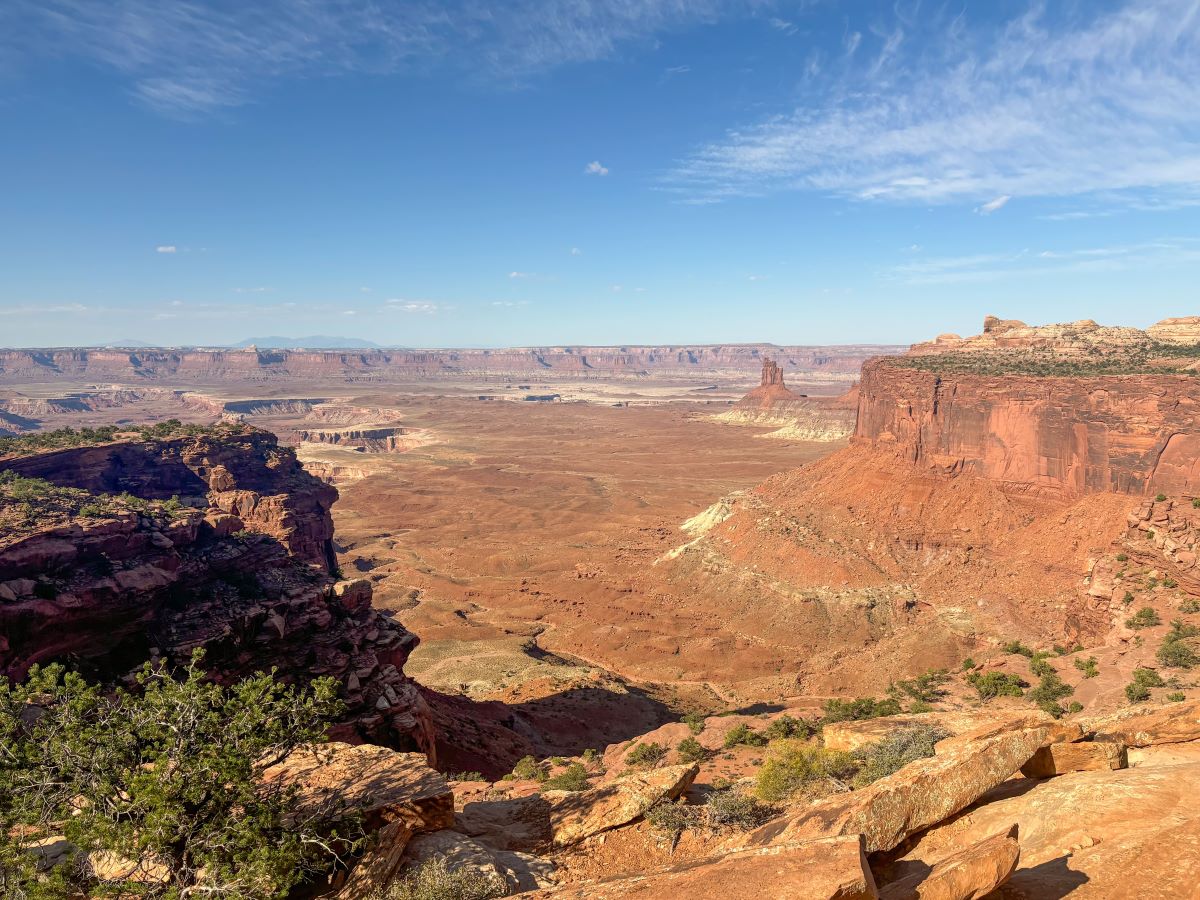 15 Incredible Hikes in Canyonlands National Park - Engineer to Explore