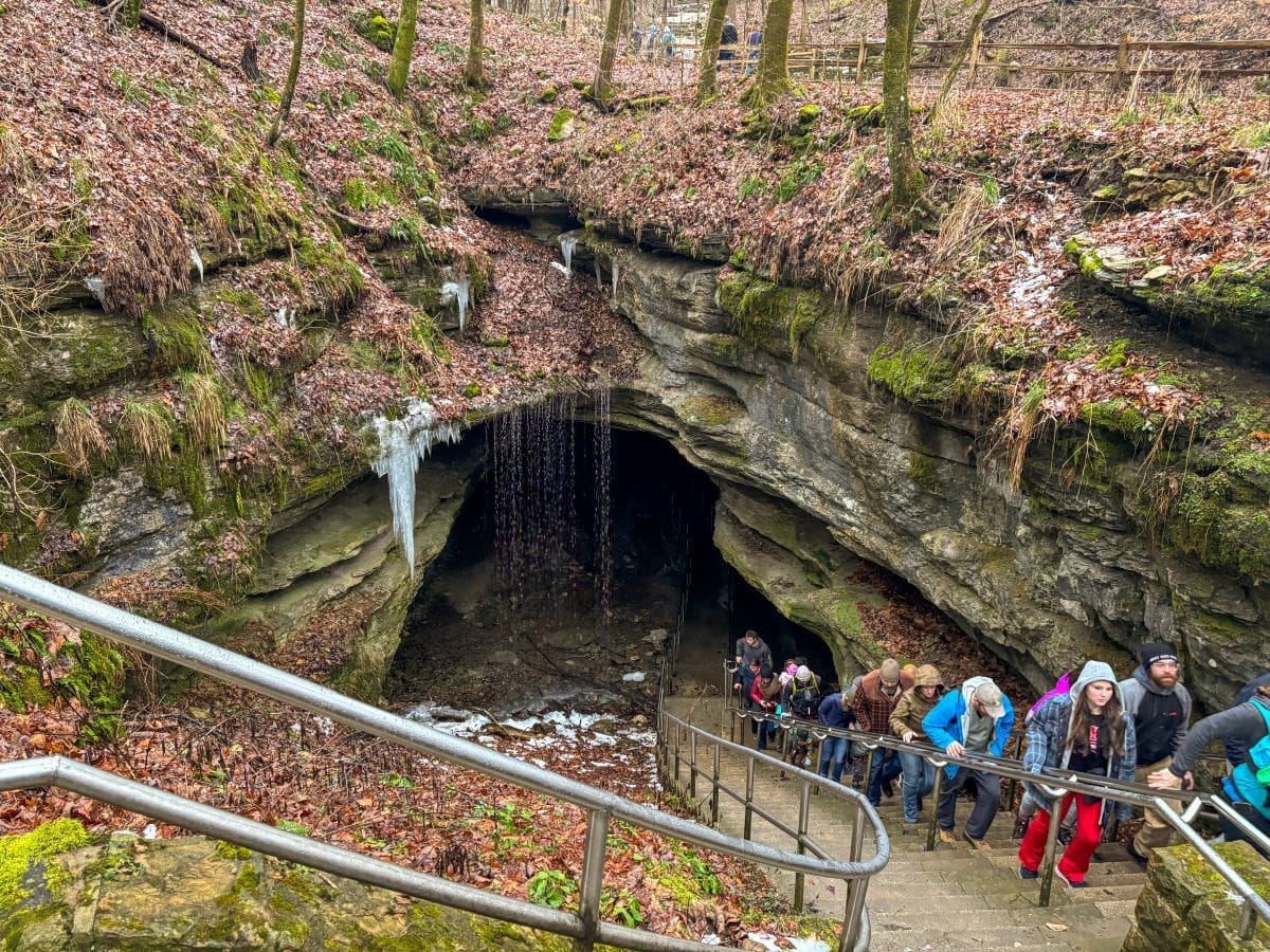 Mammoth Cave Tours: Which One is Right for You? - Engineer to Explore